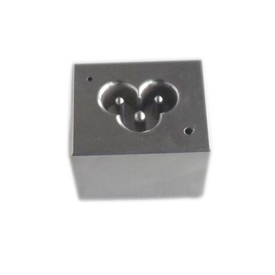 IEC 60320-1-1 C5 Connector 2.5A 250V With Hardened Steel Pins